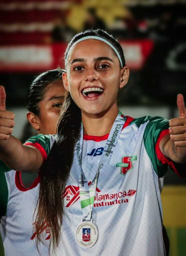 Jennifer Mora: De Descender con COFUTPA, a Brillar como Subcampeona ...